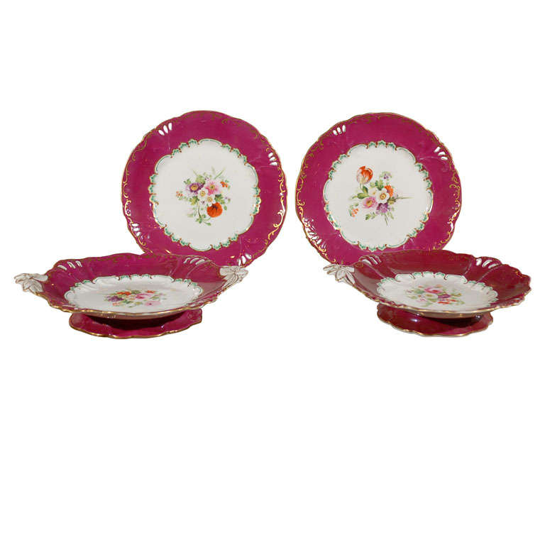 Antique Decorative Plates - 59 For Sale on 1stdibs