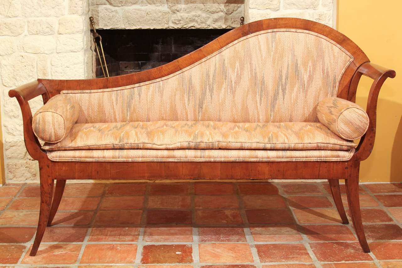 Biedermeier Walnut Recamier or Chaise Longue at 1stDibs