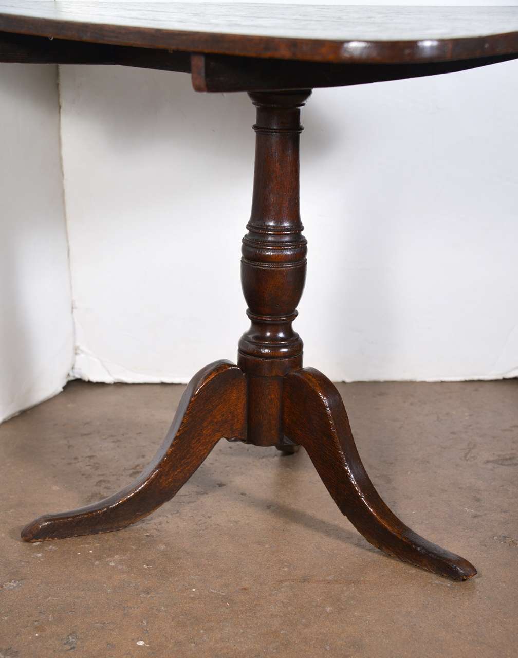 19th Century English Oak Rectangular Tilt-Top Table For Sale at 1stDibs