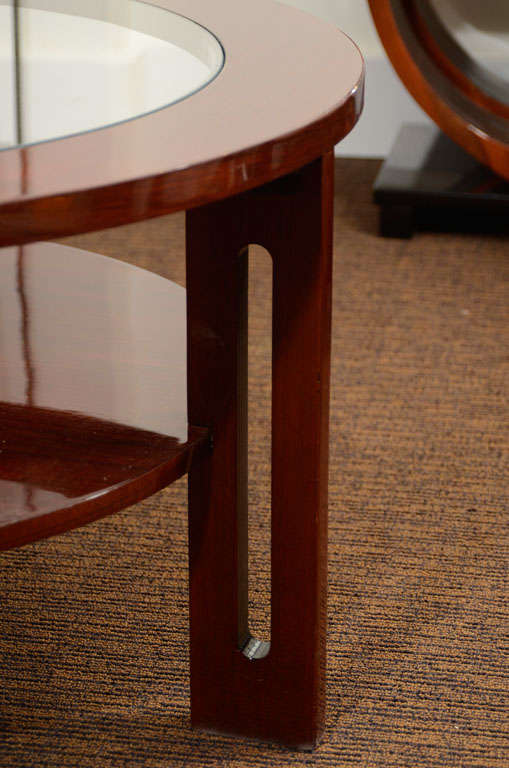 Round Mid-Century American Cocktail Table For Sale at 1stDibs