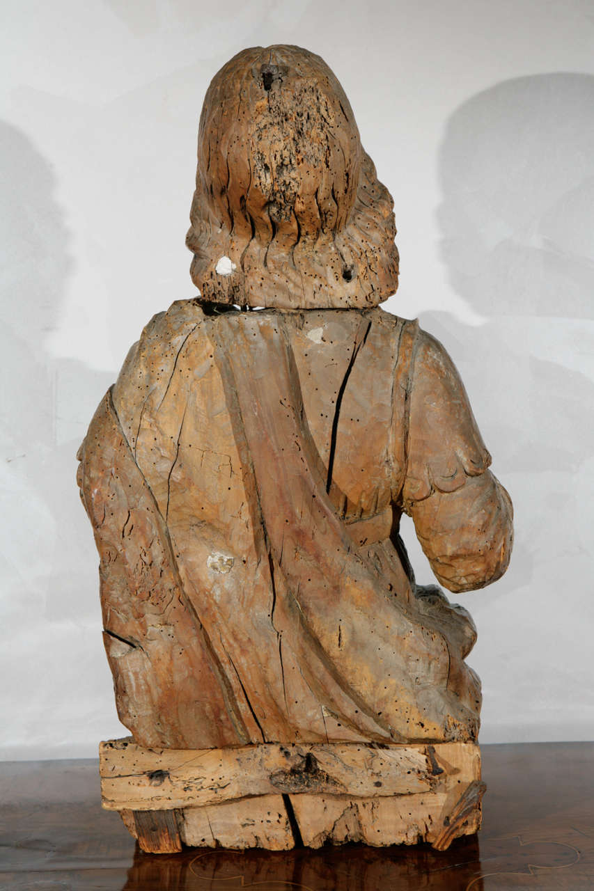 16th Century Italian Carved Walnut Statue of Scholar For Sale at 1stDibs