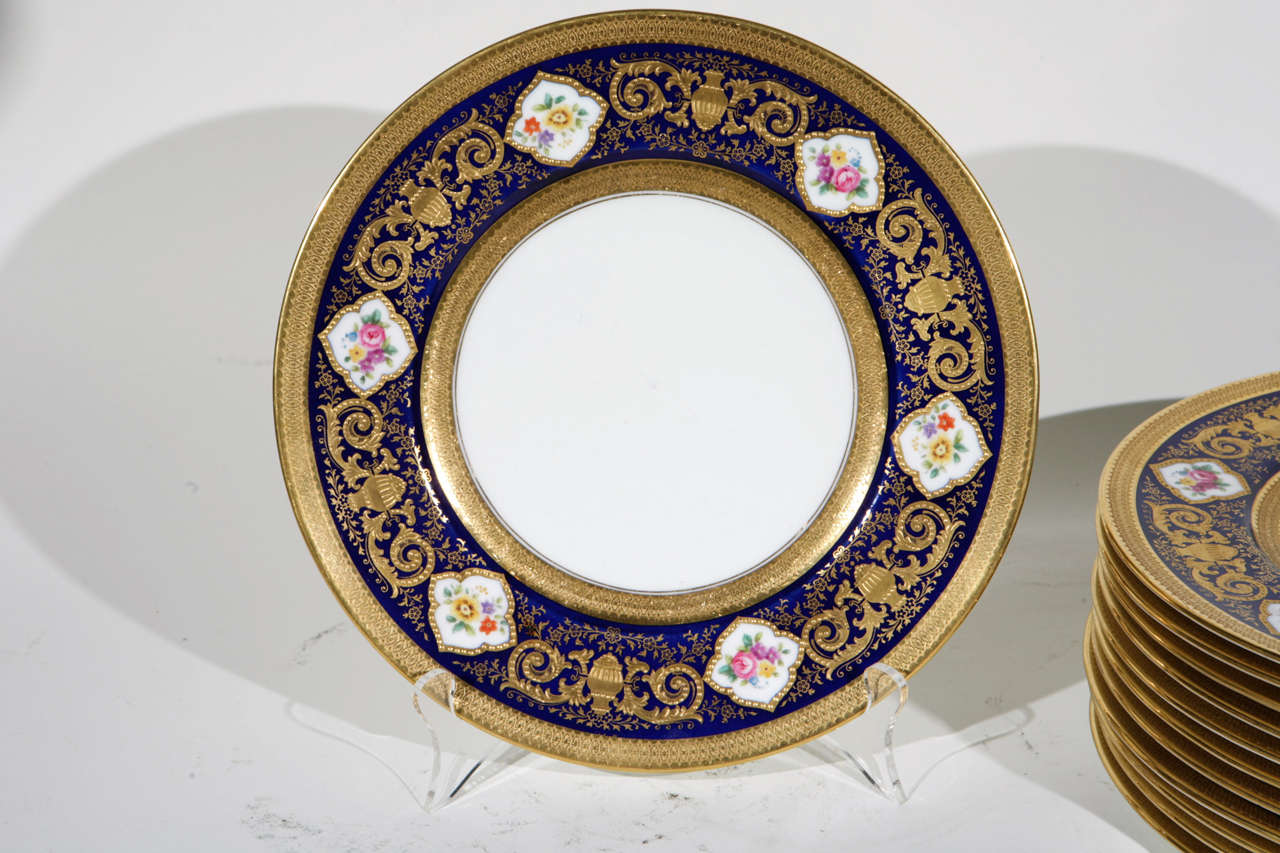 Set of 12 English Cowell and Hubbard Company Plates For Sale at 1stDibs ...