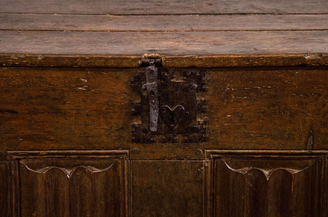 A French Oak Linen-fold Panelled Coffer, 15th Century For Sale at 1stDibs