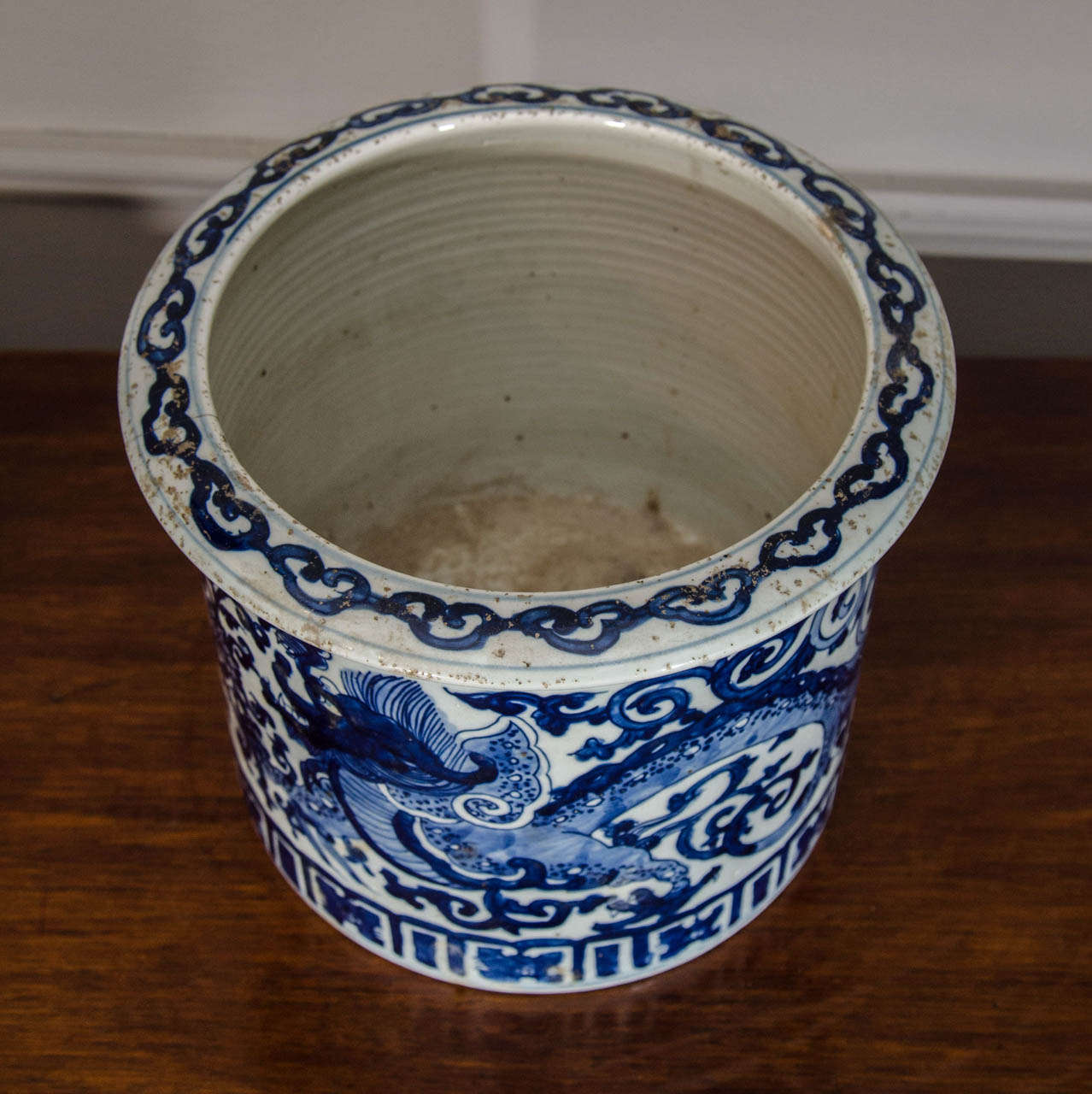 Blue and White Chinese Cachepot at 1stDibs