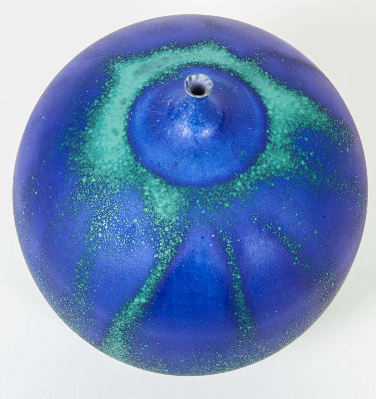 Rose Cabat American Studio Ceramics "Feelie" Porcelain Vessel, circa ...