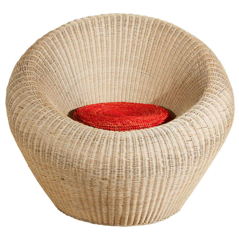 Palla Chair by Giovanni Travasa (off white) at 1stDibs