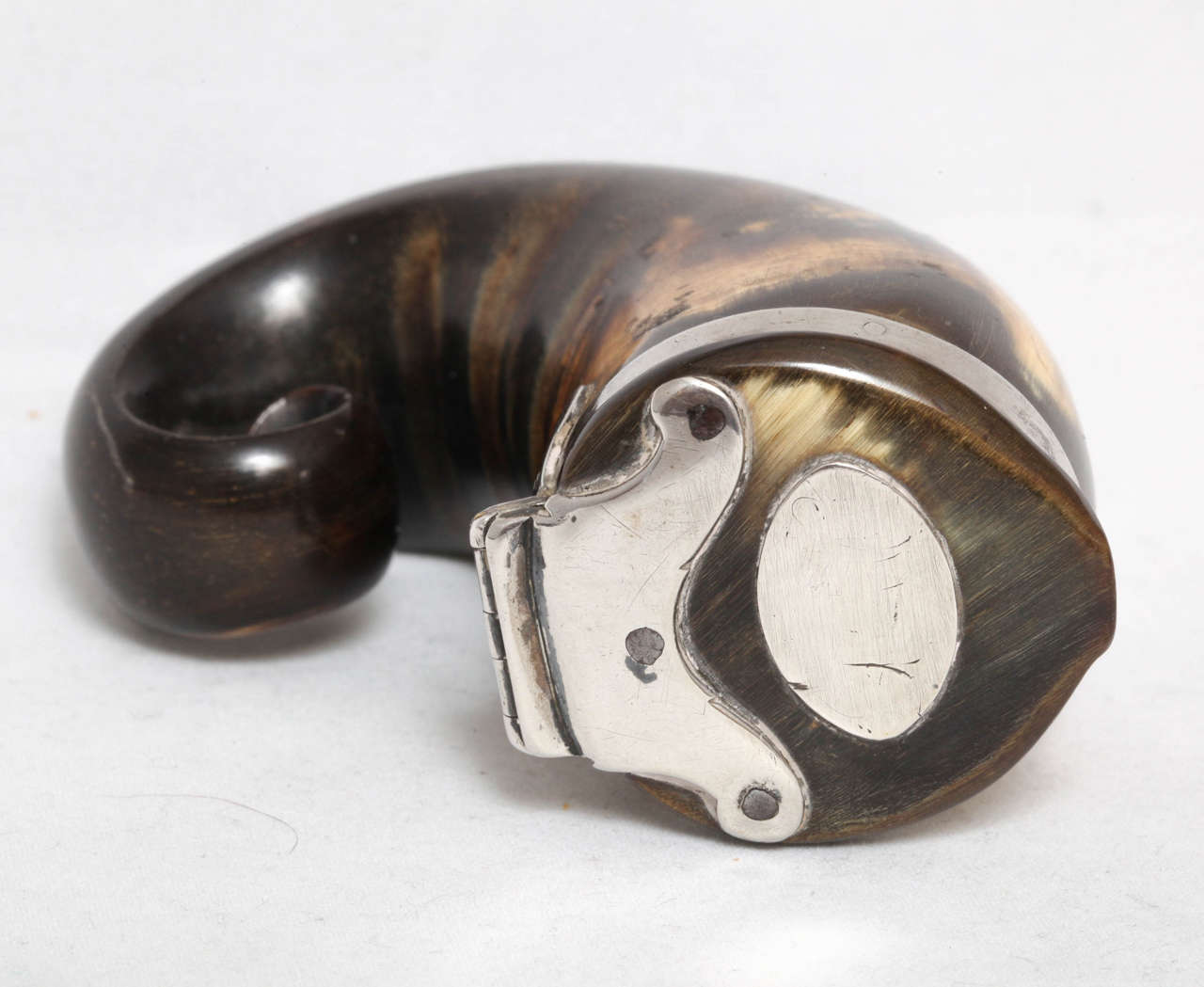 Georgian Sterling Silver-Mounted Ram's Horn Scottish Snuff Mull at 1stDibs