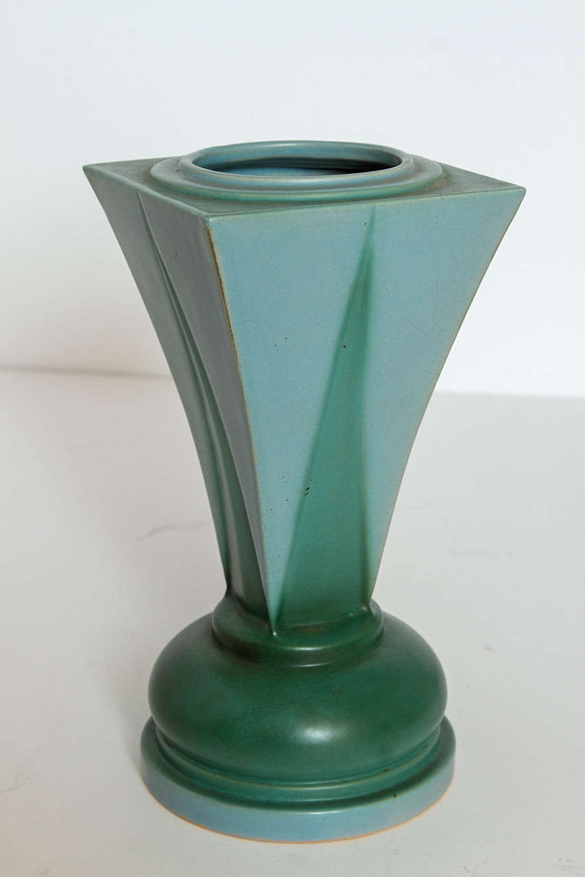 Collection Art Deco Roseville Futura Vases by Frank Ferrell, 1928 at ...