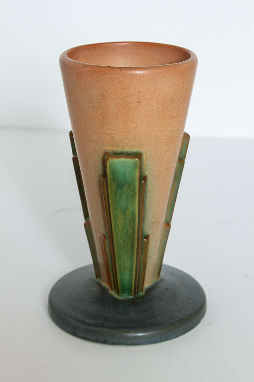 Collection Art Deco Roseville Futura Vases by Frank Ferrell, 1928 at ...