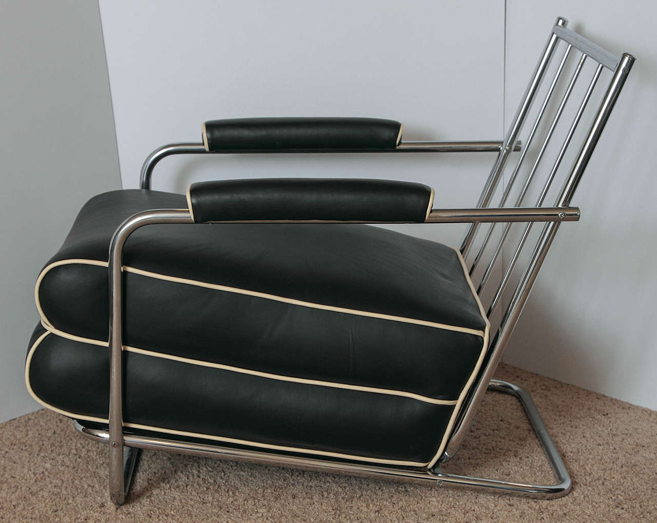 Gilbert Rohde Streamline Art Deco Lounge Chair for Troy Sunshade at 1stDibs
