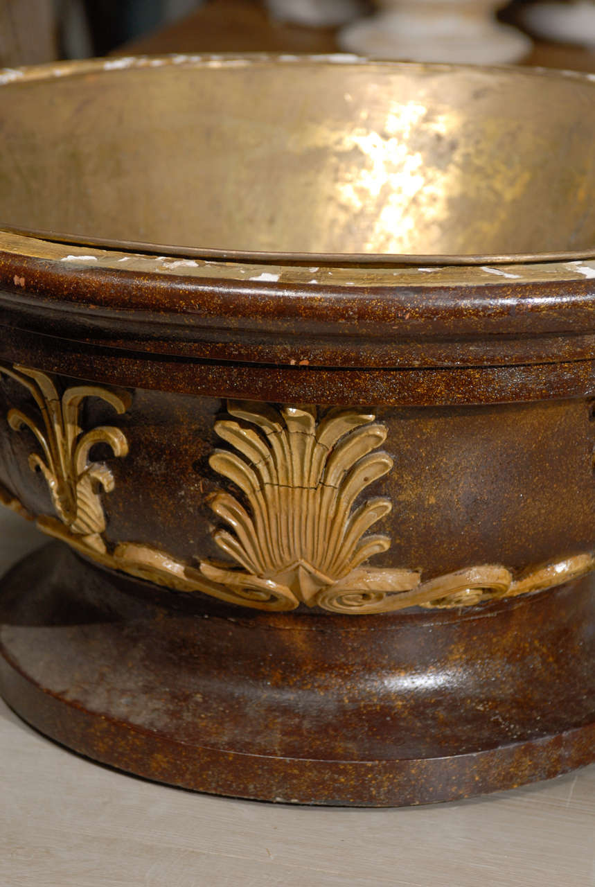 A Pair of Large Size Decorated American Cache-Pots at 1stDibs