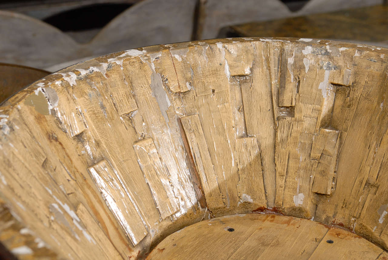 A Pair of Large Size Decorated American Cache-Pots at 1stDibs