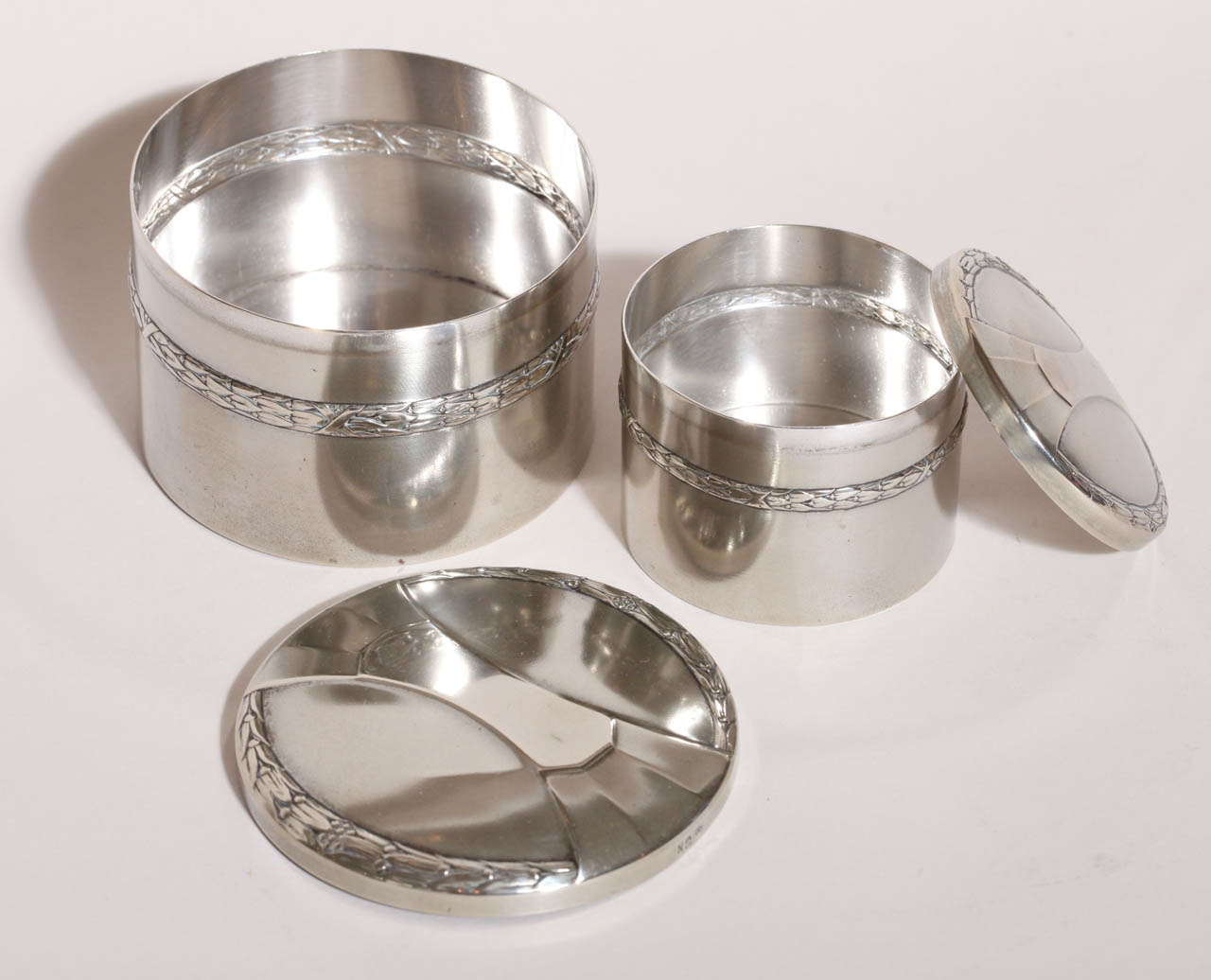 WMF German Art Deco Pair of Round Silver Plated Boxes at 1stDibs | art ...