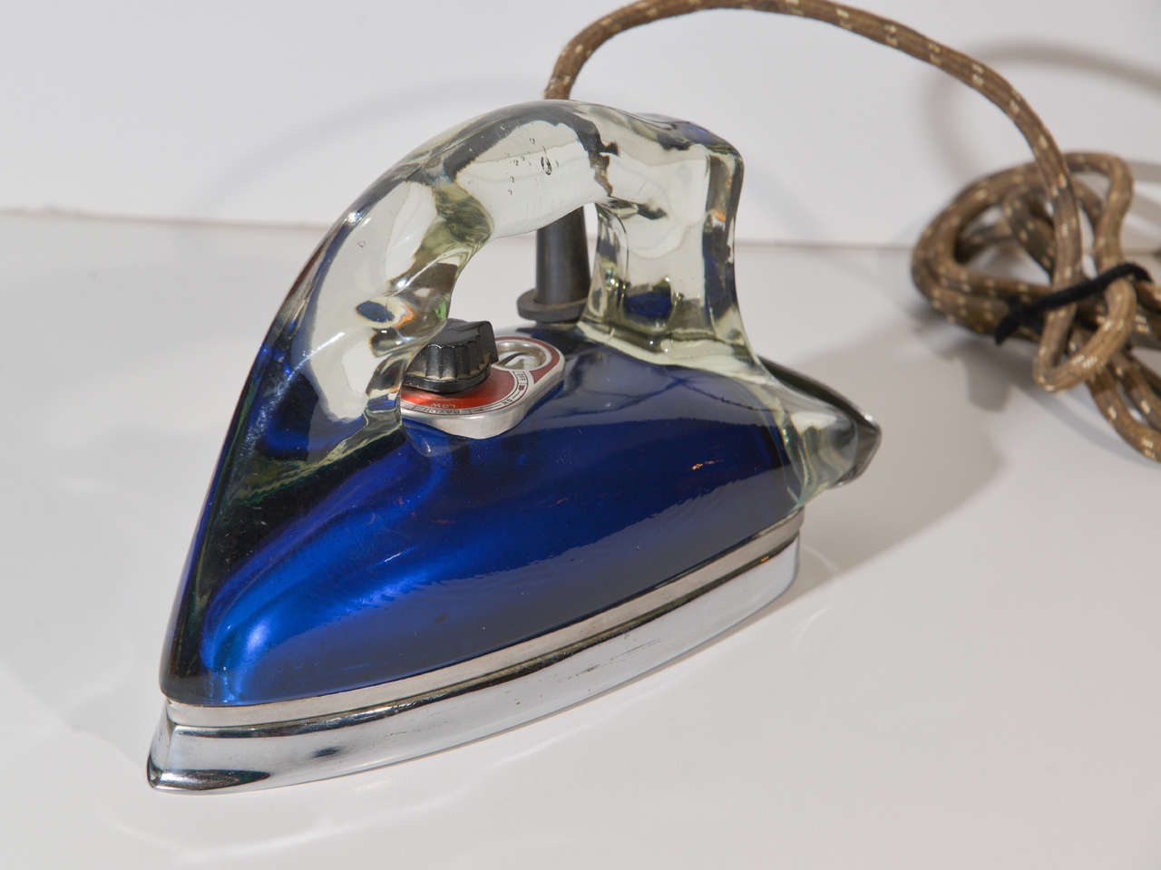 Minty Saunders Silver Streak Pyrex Iron at 1stDibs