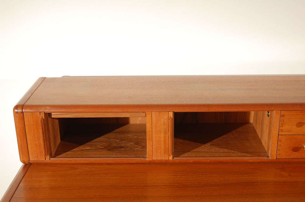 Custom Solid Teak Desk By D-Scan at 1stDibs | scan teak desk, d-scan ...