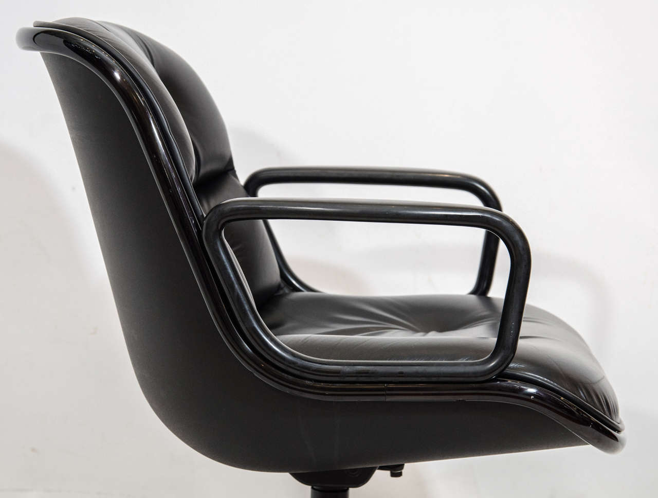 Charles Pollock Executive Desk Chair for Knoll at 1stDibs | knoll desk ...