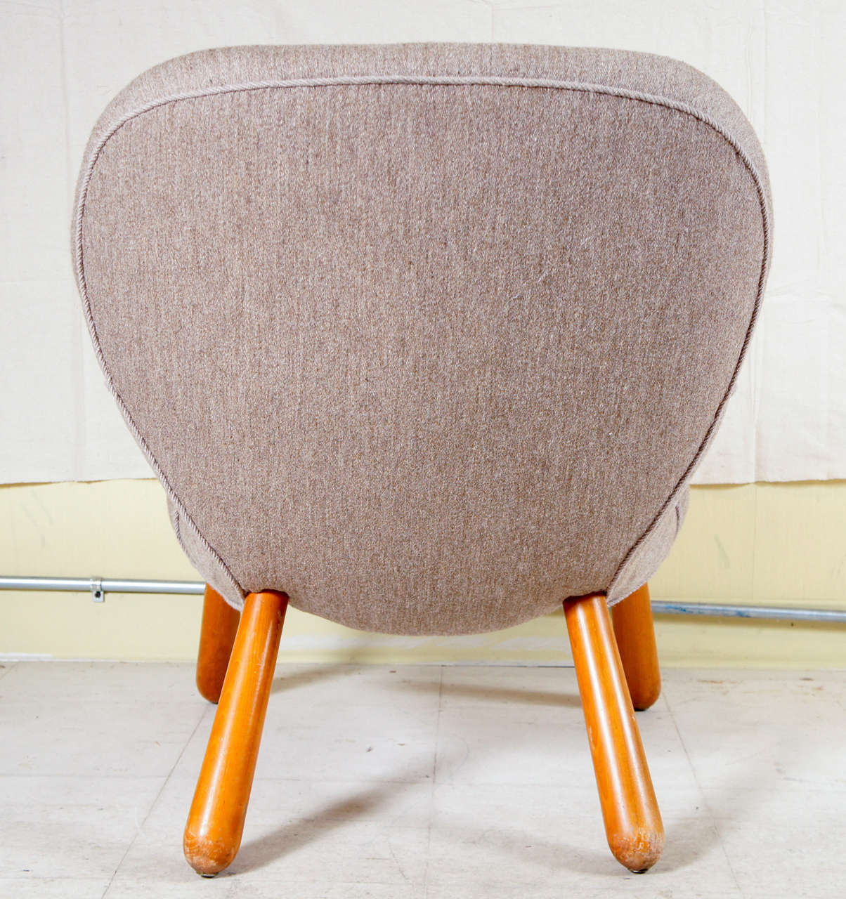 'Clam Chair' by Philip Arctander at 1stDibs