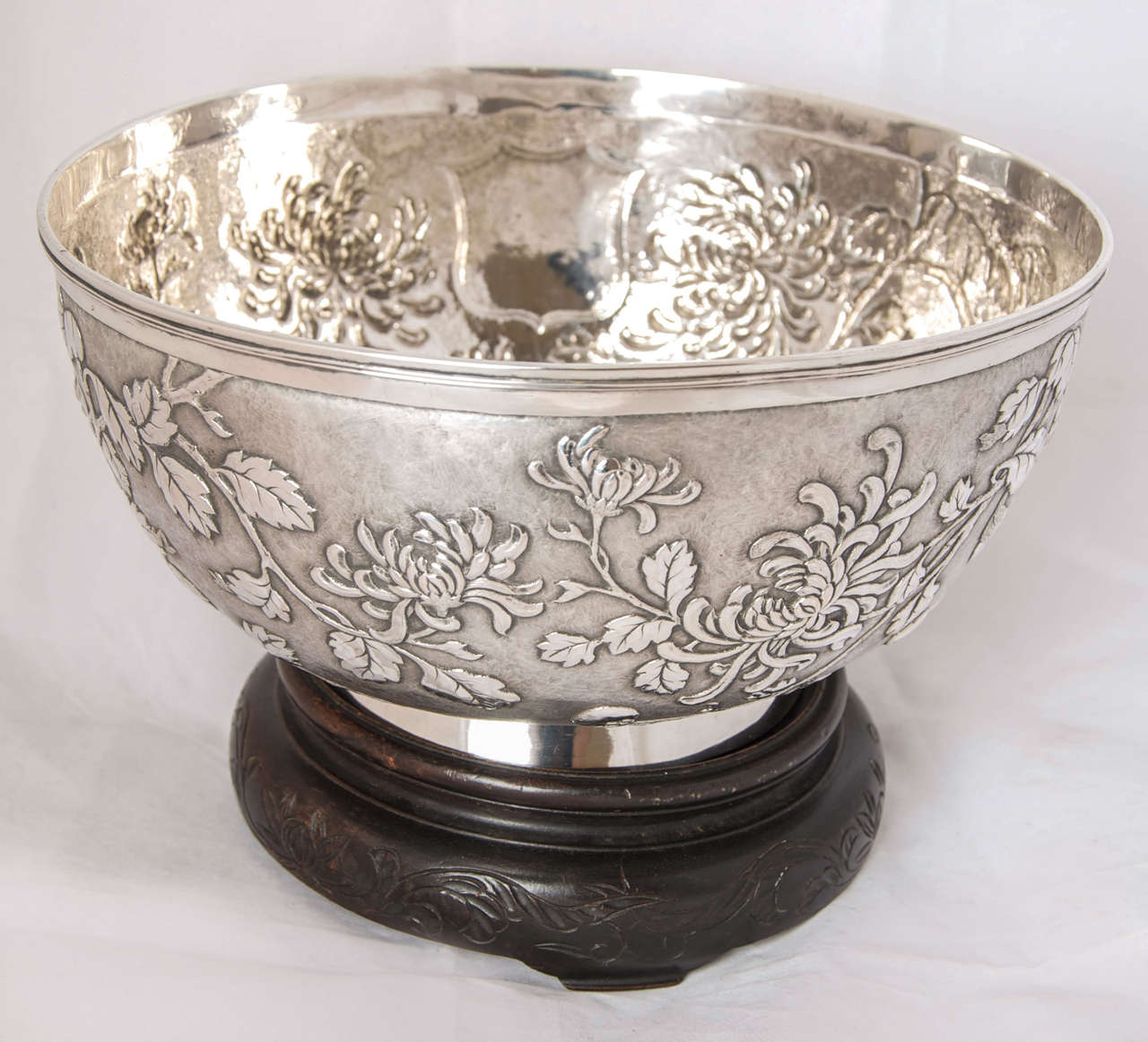 Large Chinese Export Silver Bowl For Sale at 1stDibs