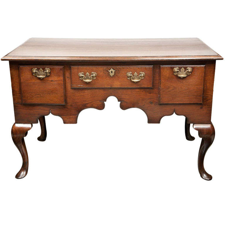 English Mahogany Bow Front Knee Hole Lowboy / Dressing Table, Circa ...