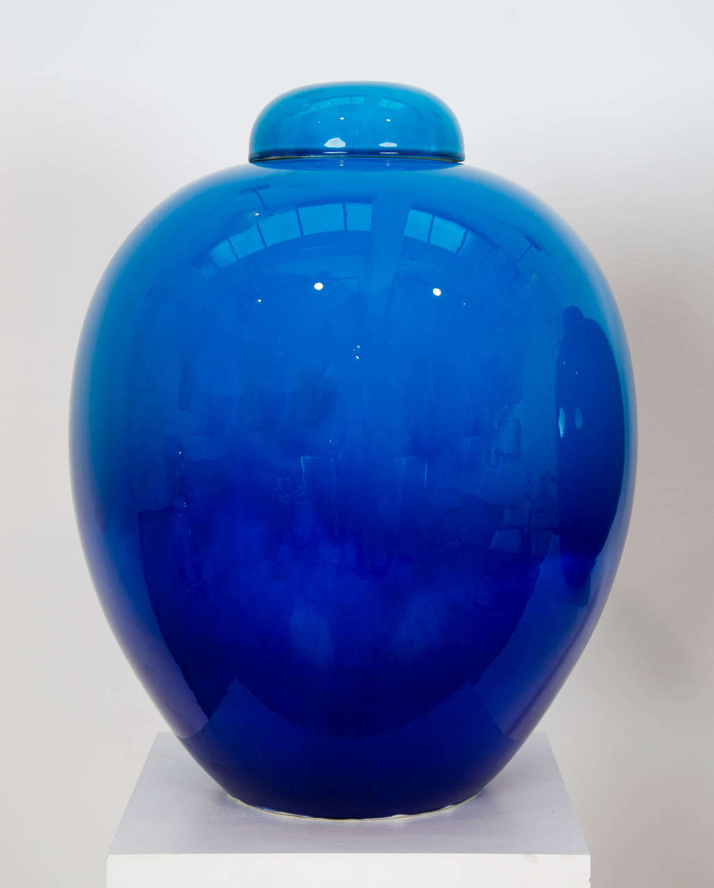 Rare and Impressive Pair of 'Rapin No. 21' Vases by Sèvres, 1925 For ...