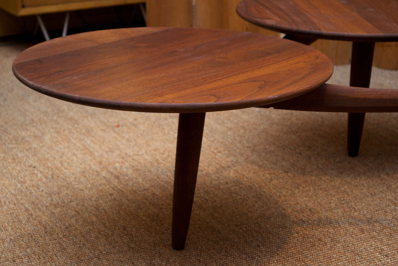 Mid-Century Modern Coffee Table at 1stDibs