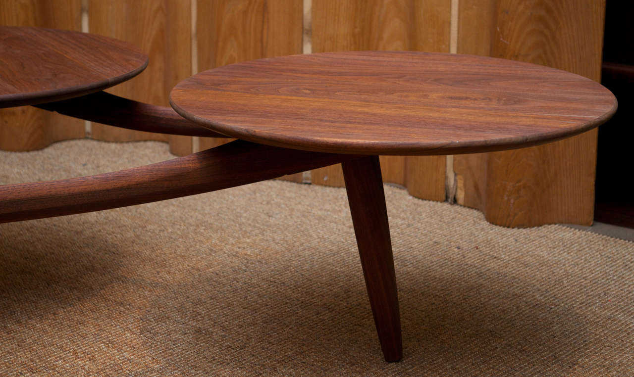 Mid-Century Modern Coffee Table at 1stDibs