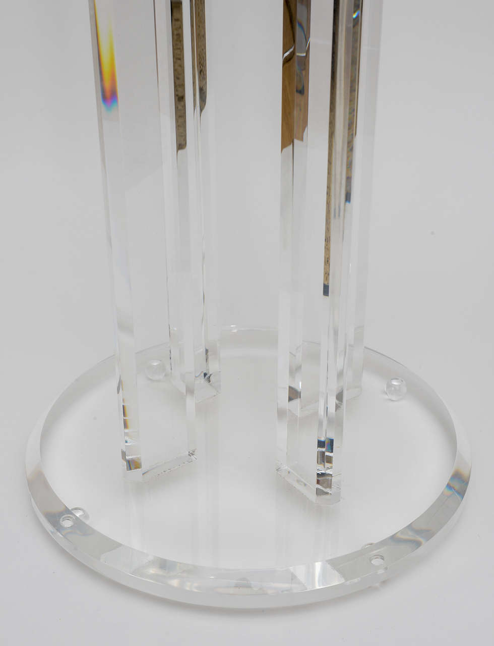 Round Lucite Pedestal at 1stDibs | lucite pedestals