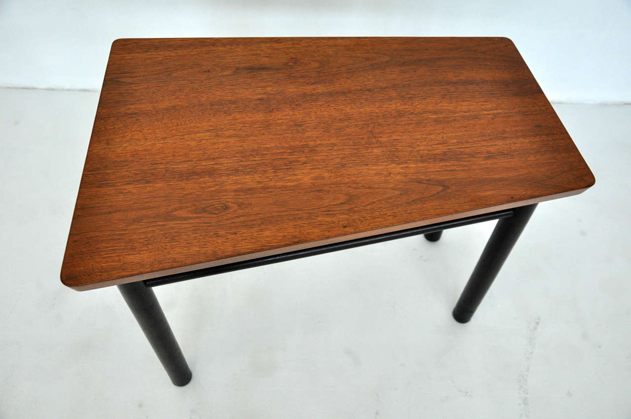 Dunbar Angular End Table by Edward Wormley at 1stDibs