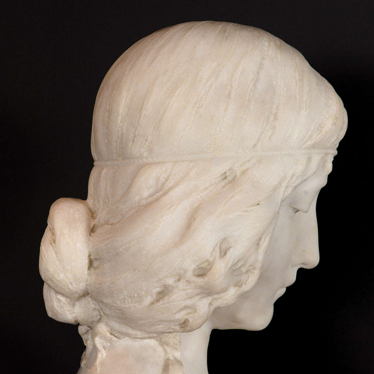White Statuario Marble Bust of a Young Woman at 1stDibs | marble bust ...