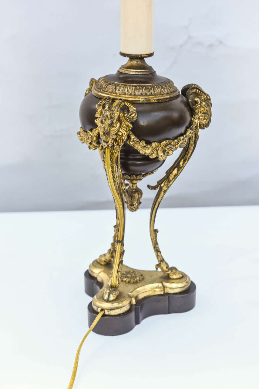 19th Century Patinated and Bronze Dore Athenienne Lamp For Sale at 1stDibs