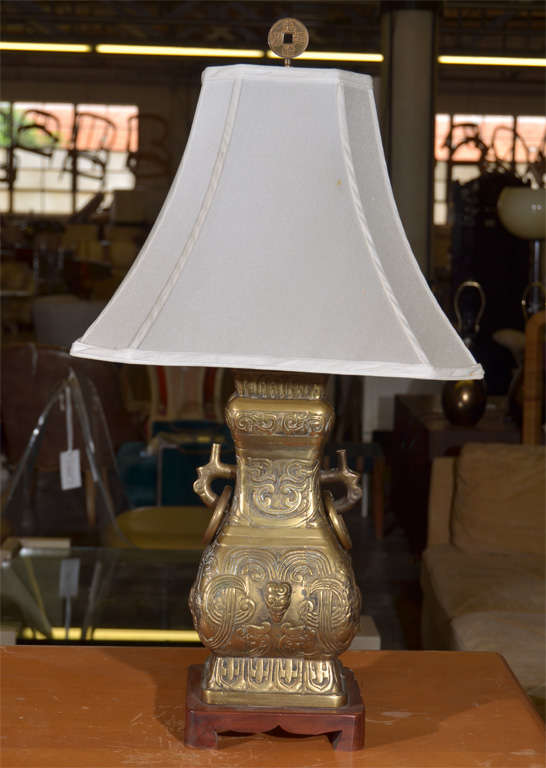 Pair Stylized Asian Lamps at 1stDibs