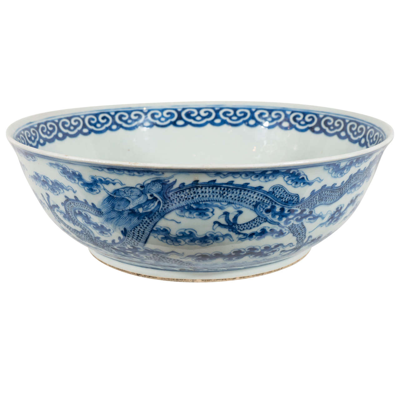 Large Chinese Blue and White Antique Porcelain Bowl Painted with ...