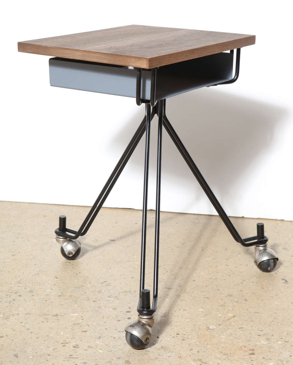 American Mid Century Pair of Eliot Noyes Rolling IBM Typewriter Tables ...