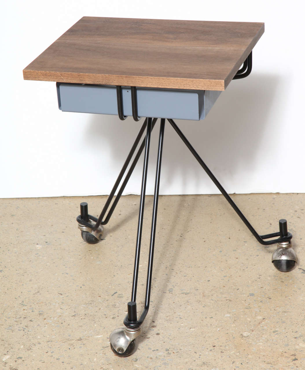 American Mid Century Pair of Eliot Noyes Rolling IBM Typewriter Tables ...