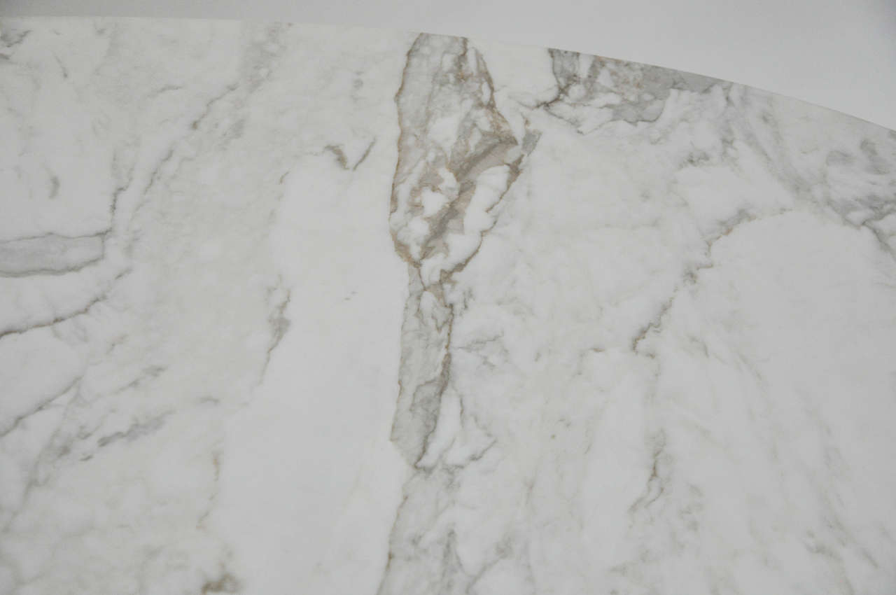 Eero Saarinen Oval Marble Dining Table at 1stDibs