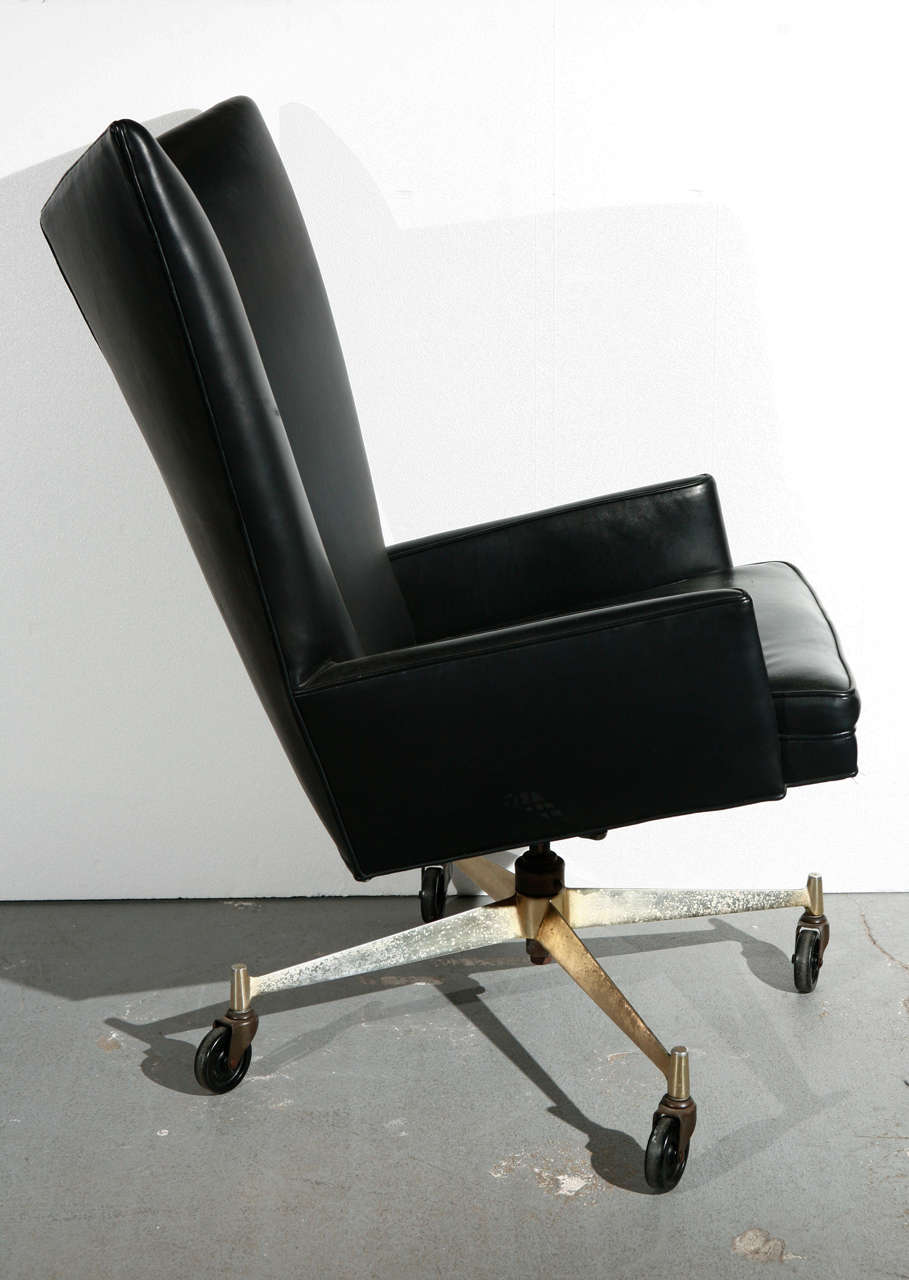 Paul McCobb Executive Desk Chair at 1stDibs | paul mccobb desk chair