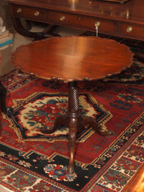 Antique English Georgian Mahogany Tilt-Top Pie-Crust Table For Sale at ...