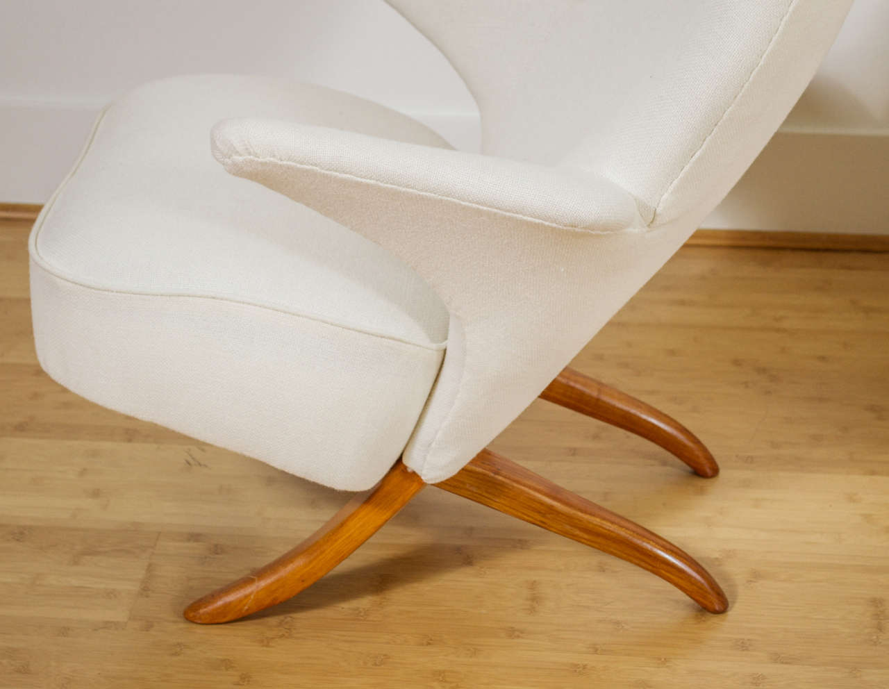 Penguin Chairs by Theo Ruth For Sale at 1stDibs