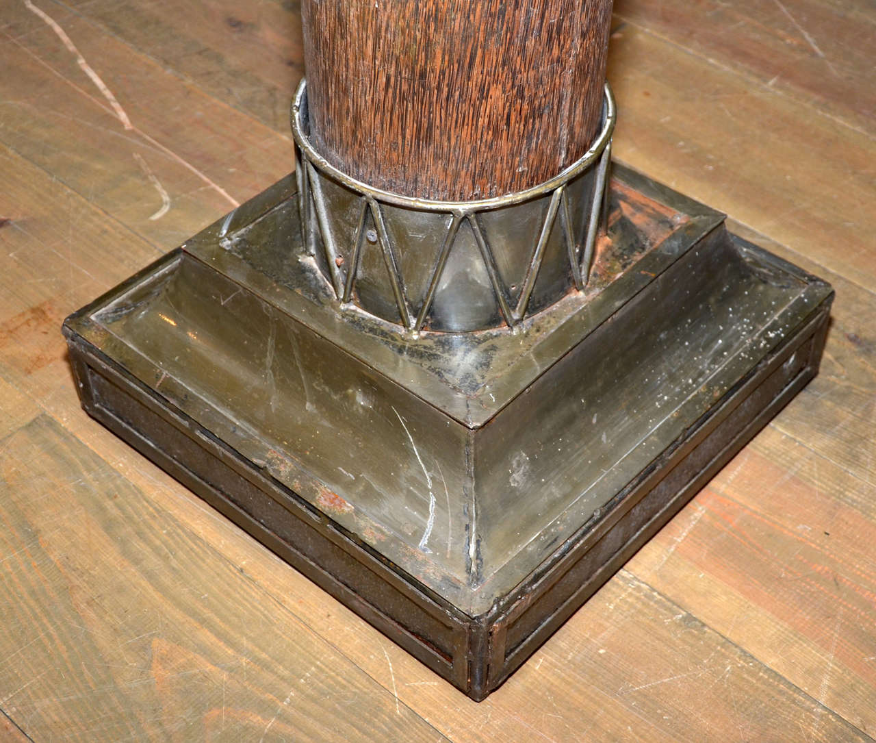 Beautiful Series of Palm Tree Columns in the Art Deco Style at 1stDibs