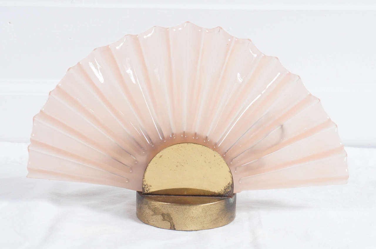 pair of Pink Murano glass clam shell lamps at 1stDibs | pink clam shells