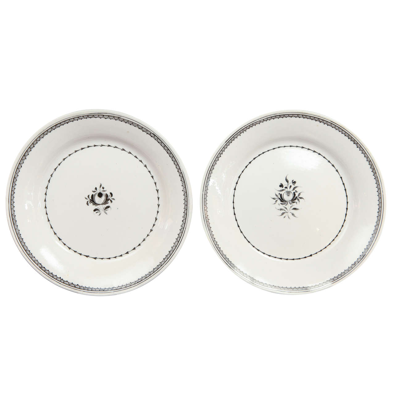 A Pair of New Hall Porcelain Plates at 1stDibs