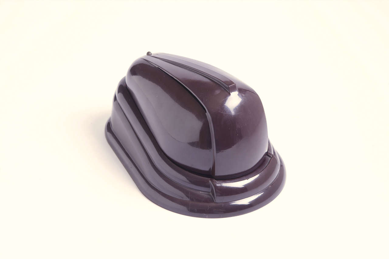 Trio Iconic Streamline Art Deco Bakelite Objects, Jumo / Ducati / Knapp ...