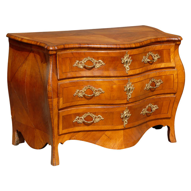 18th Century French Oxbow-Front Chest of Three Drawers w/ Rococo Brass ...