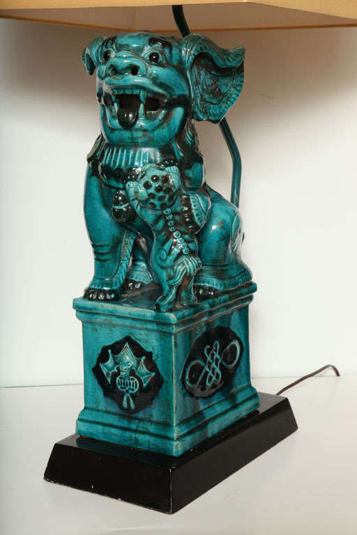 Italian Ceramic Foo Dog Lamp on Stand at 1stDibs