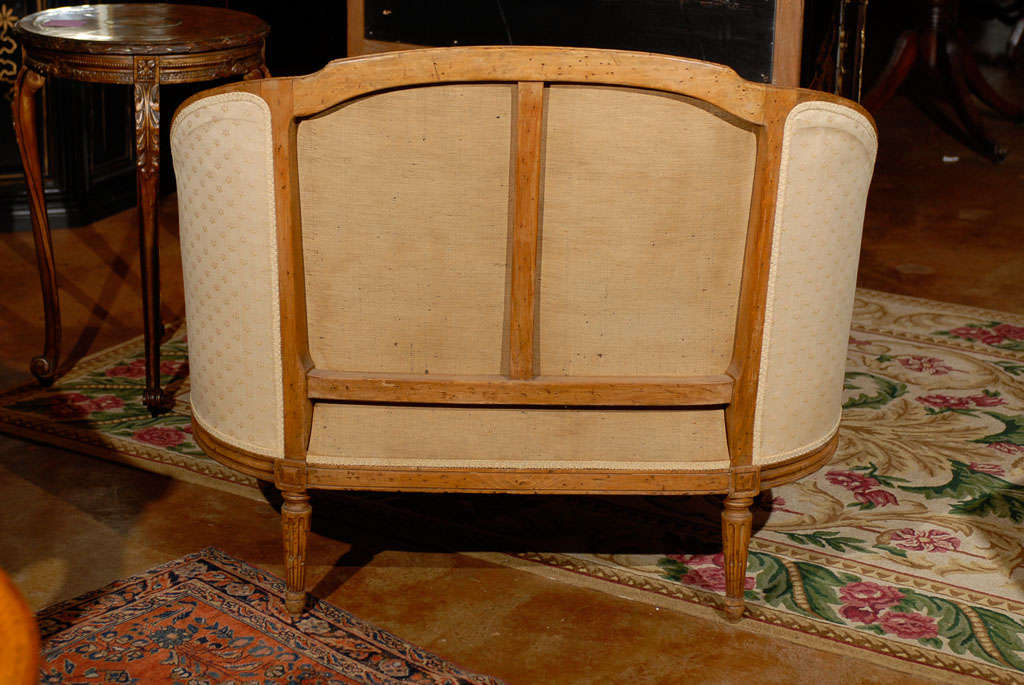 Small French Settee at 1stDibs