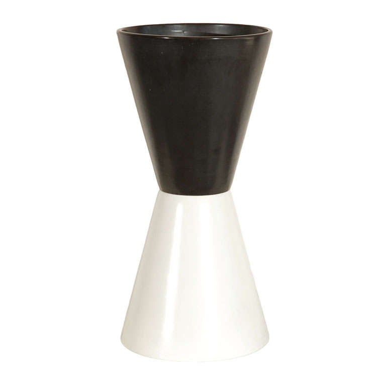 Bauer planter at 1stDibs