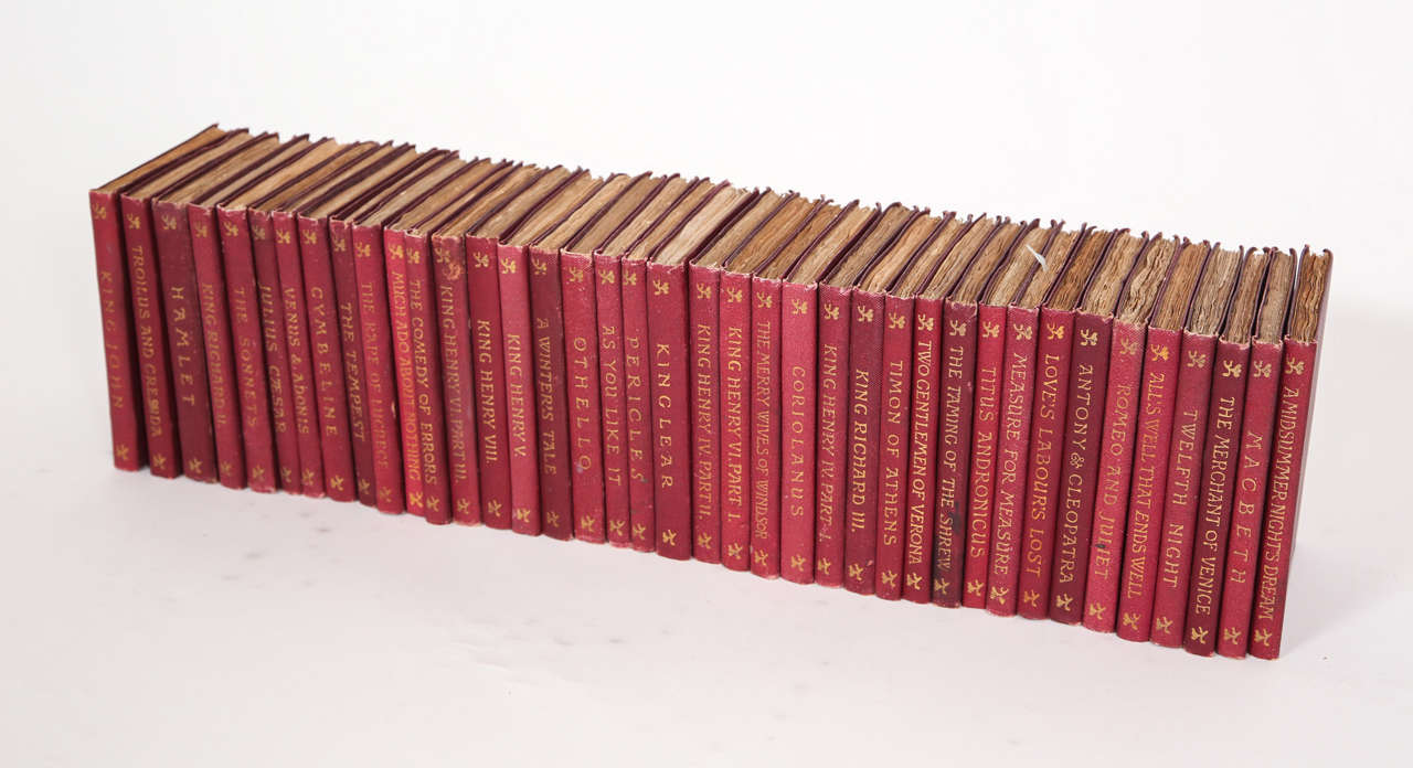 Set of Small Shakespeare Books at 1stDibs | non sans droict, non sans ...