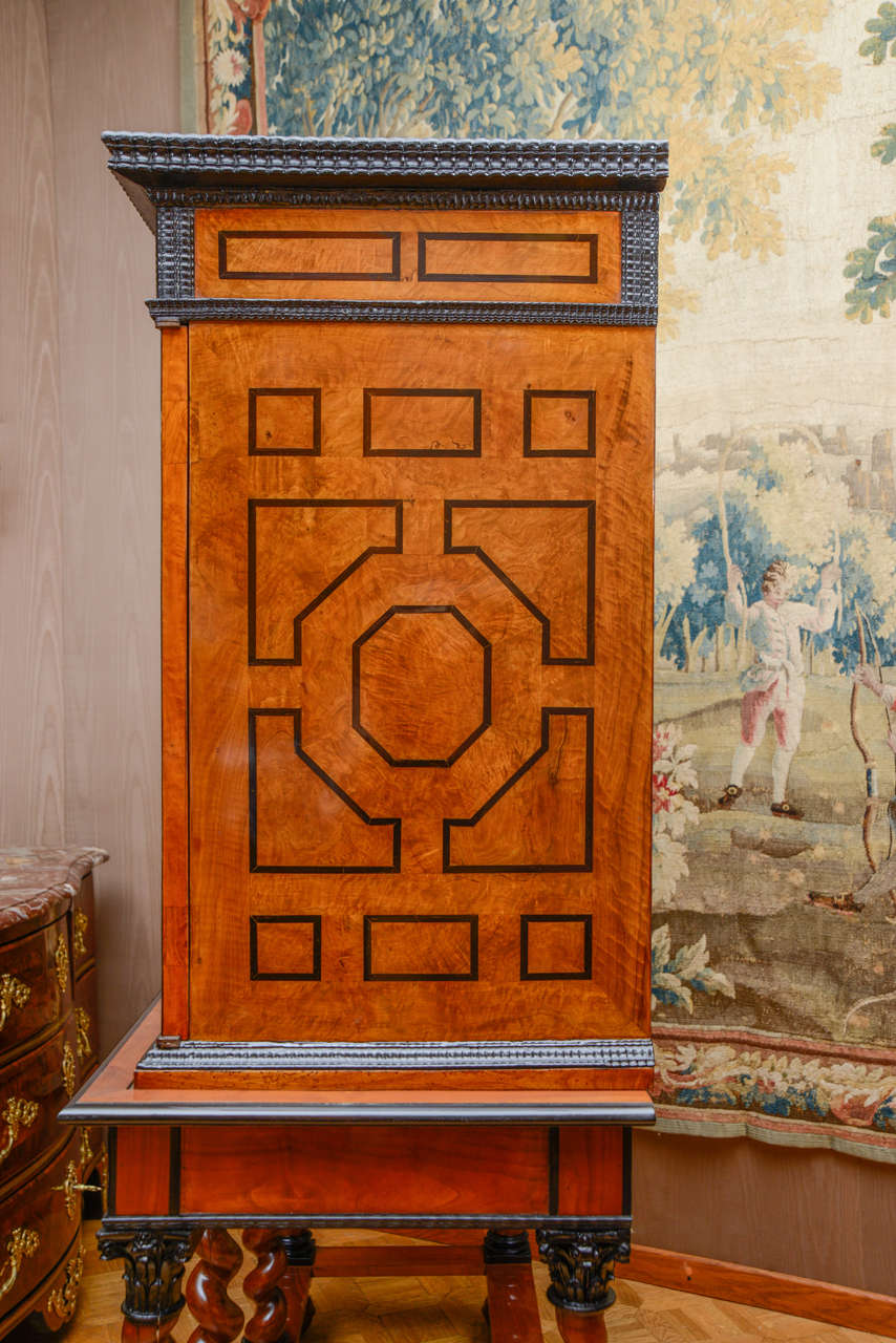 French Louis XIV Cabinet, 17th Century For Sale at 1stDibs