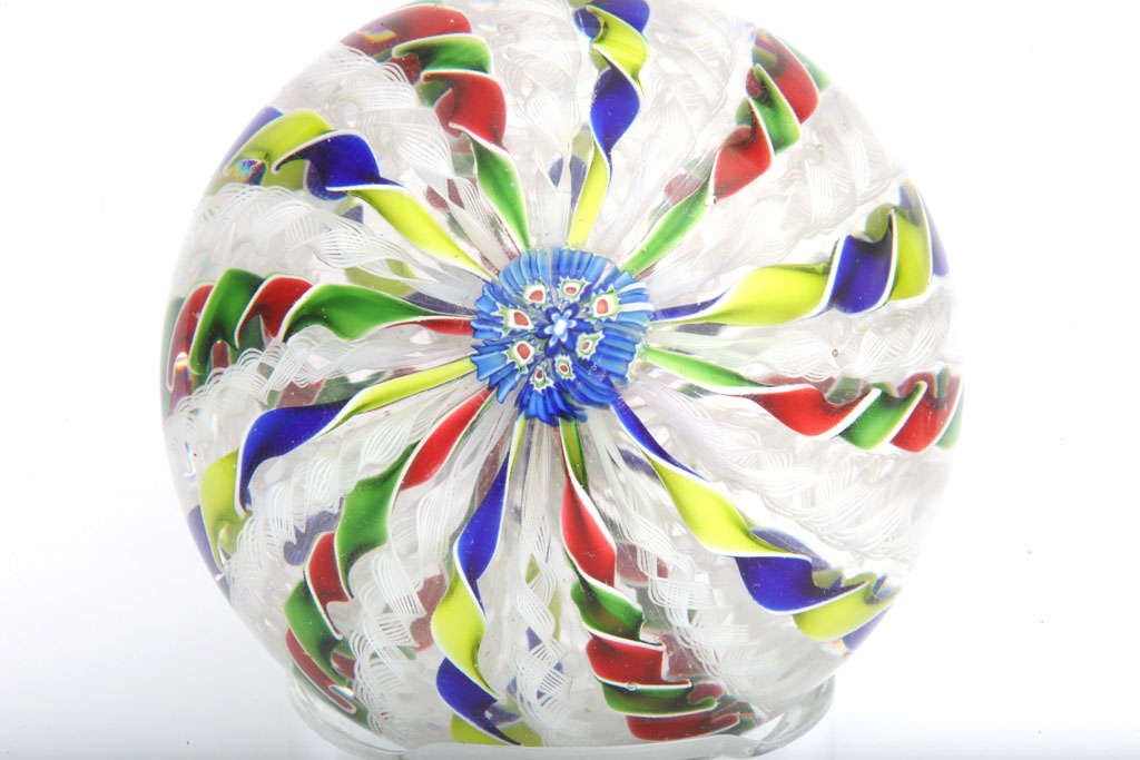 A Fine Antique St. Louis Crown Paperweight at 1stDibs