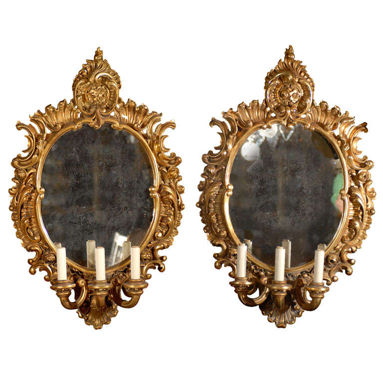 Pair of mirrored sconces For Sale at 1stDibs